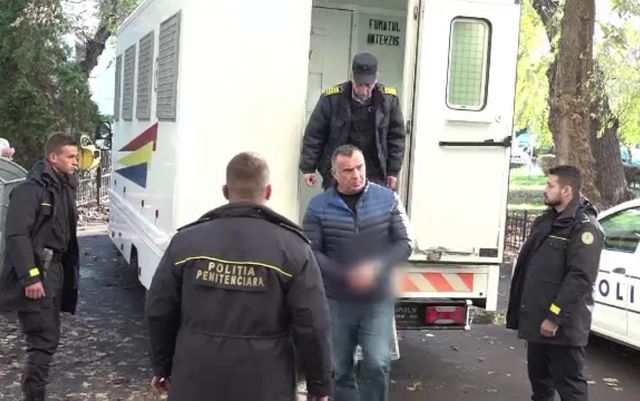 Cel mai căutat interlop român, adus în țară. Este unul din locotenenții ...